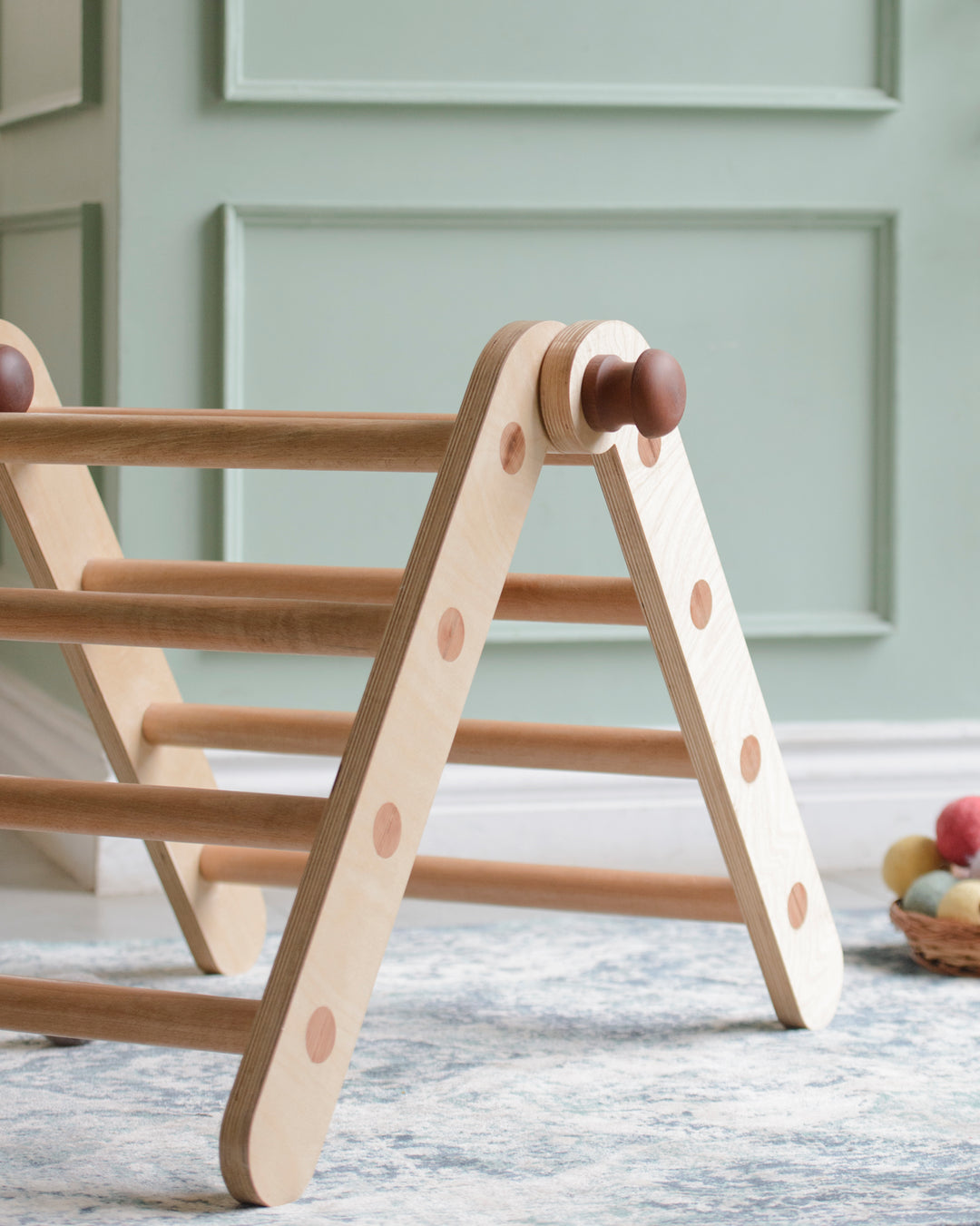 bloon pikler MINI | Starter Pikler Triangle for Babies – bloon toys
